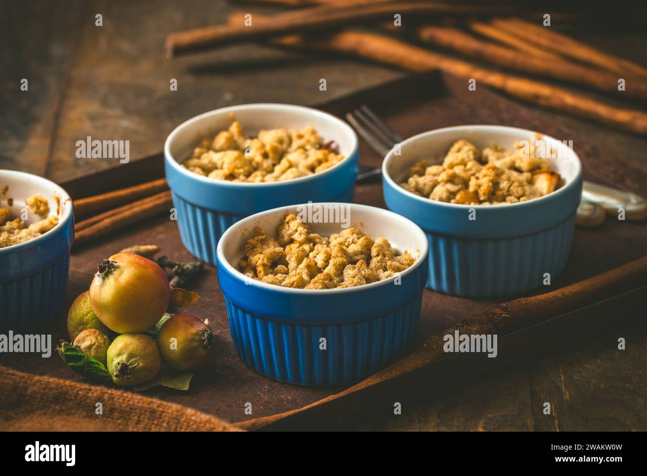 Cinnamon streusel hi-res stock photography and images - Alamy