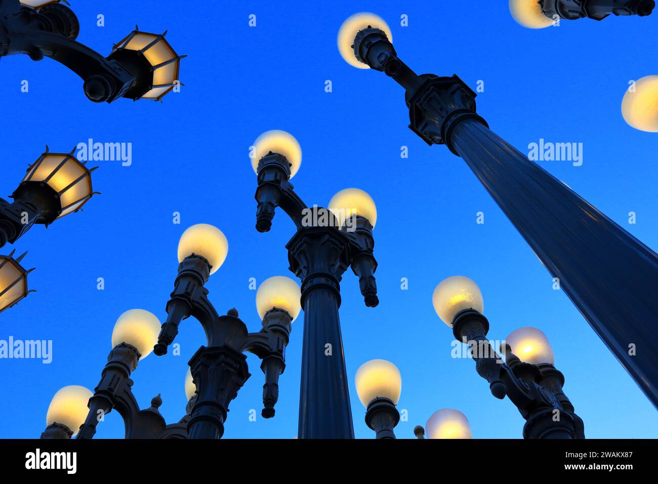 Los Angeles, California: Public Art URBAN LIGHT a sculpture by Chris ...