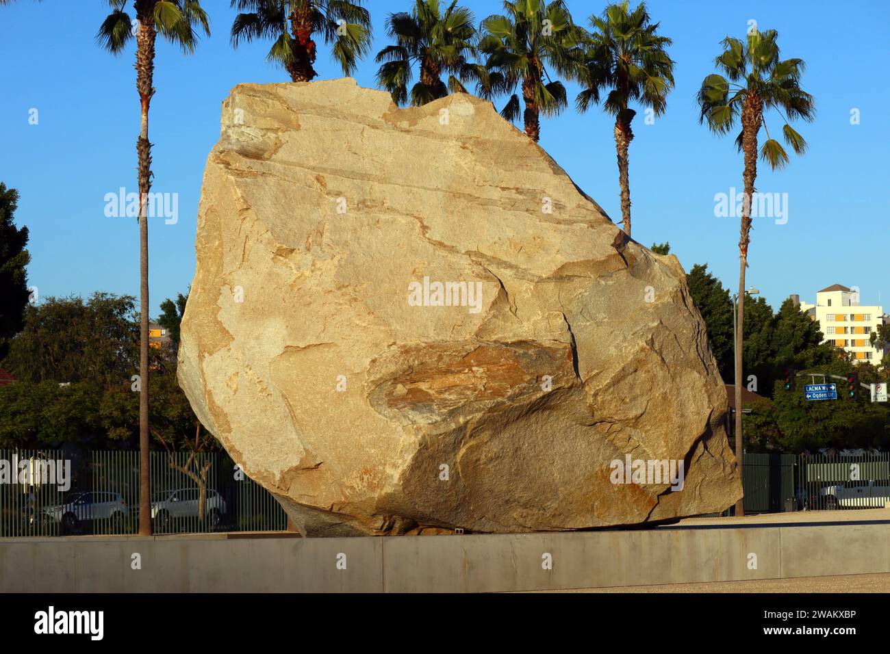 Los Angeles, California: Public Art LEVITATED MASS a sculpture by ...