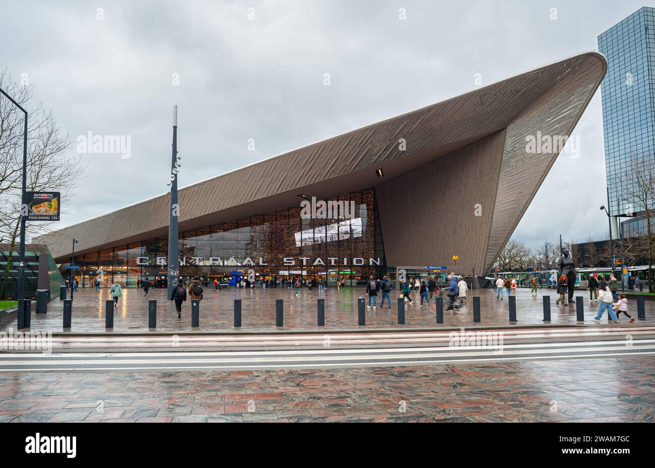 Rotterdam Central Railway Station Stock Photo - Alamy