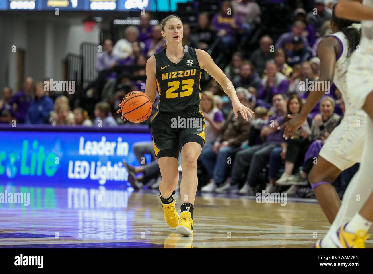 Baton Rouge, LA, USA. 04th Jan, 2024. Missouri's Abbey Schreacke (23 ...