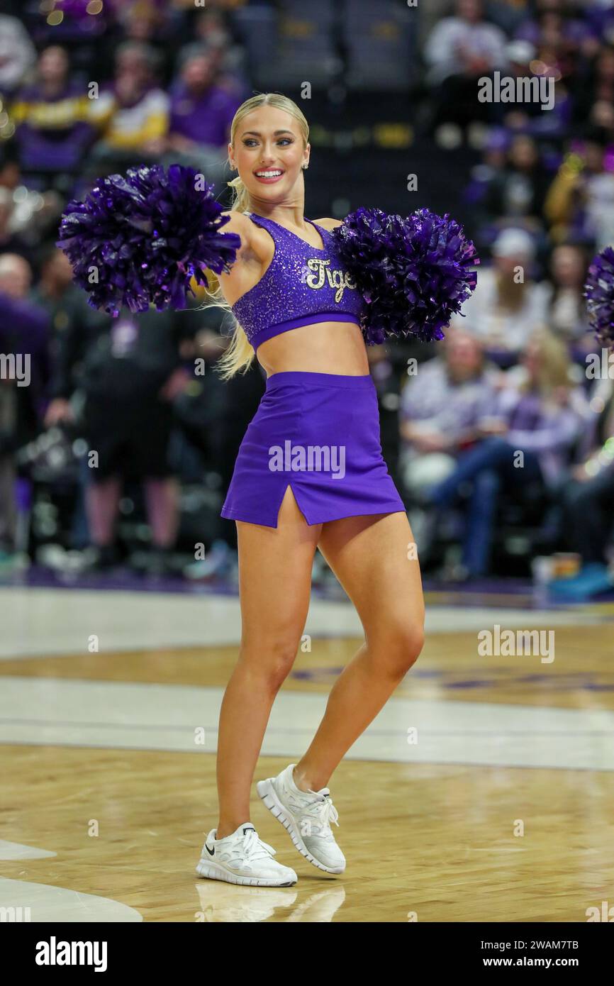 Baton Rouge, LA, USA. 04th Jan, 2024. LSU Tiger Girl Darah Haidet ...