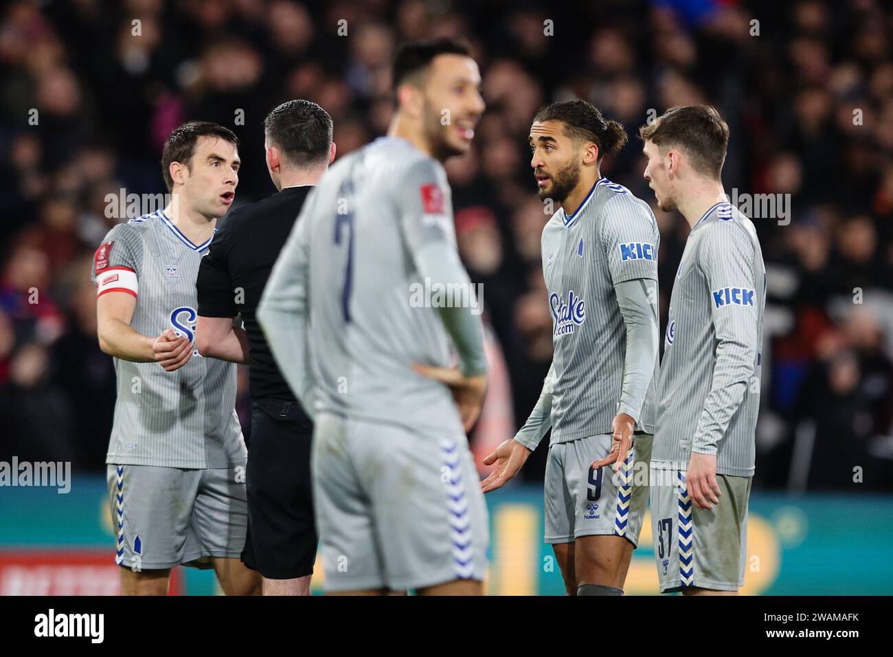 LONDON, UK - 4th Jan 2024: Dominic Calvert-Lewin of Everton reacts ...