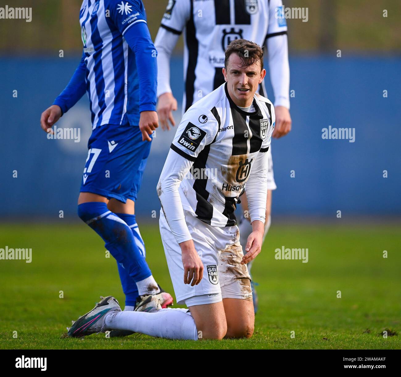 Karlsruhe, Deutschland. 05th Jan, 2024. Lennart Stoll (SSV Ulm, #18 ...