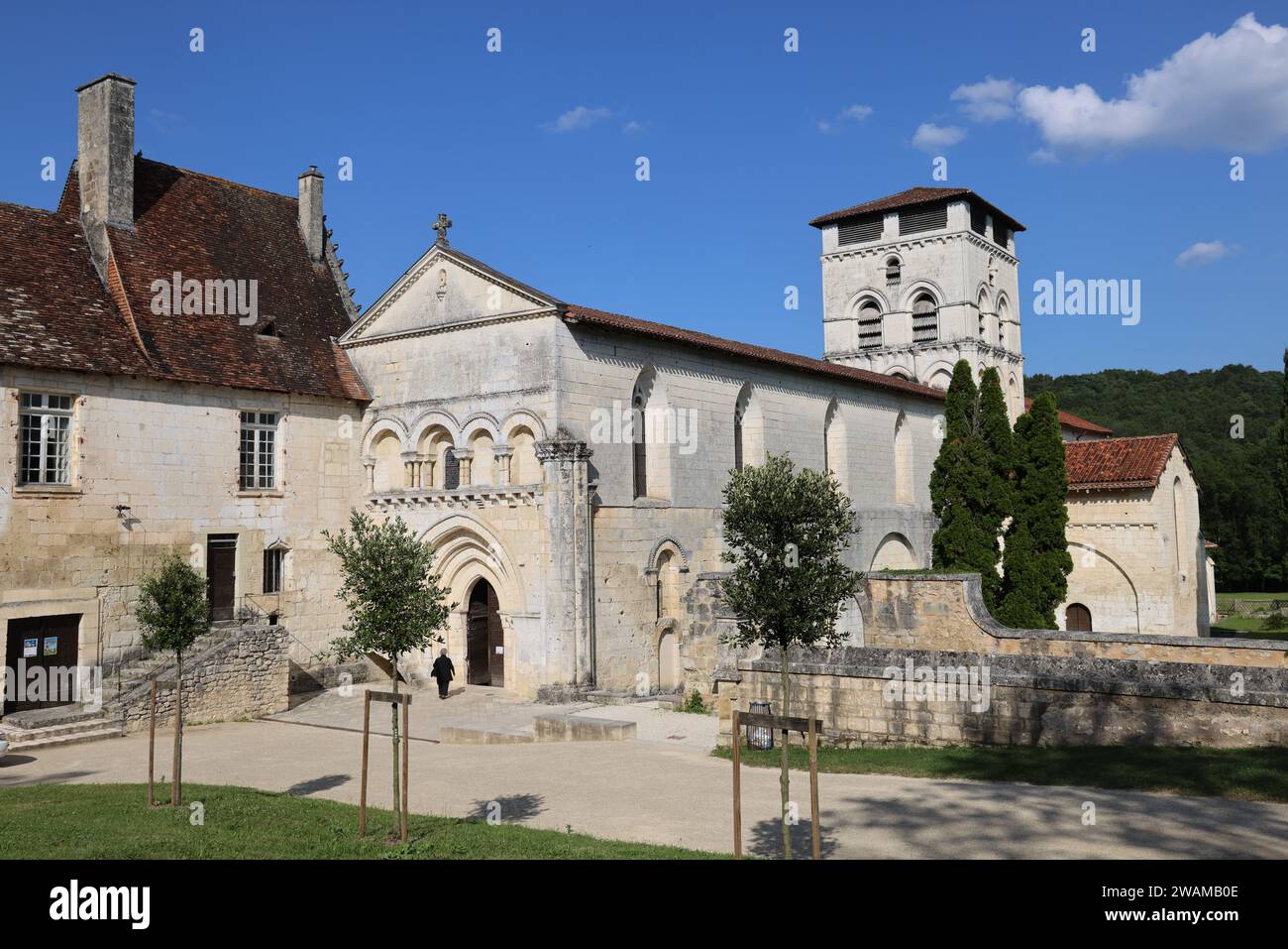 The Romanesque-style Notre-Dame de Chancelade Abbey and its abbey ...