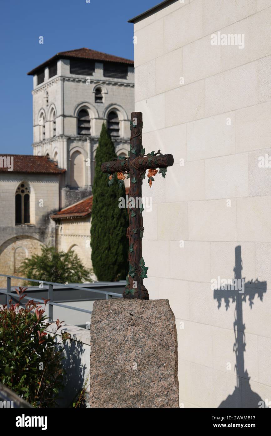 Abbey church notre dame hi-res stock photography and images - Alamy