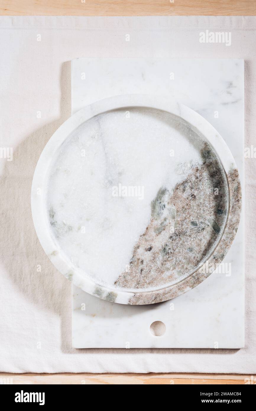 White marble tray hi-res stock photography and images - Alamy
