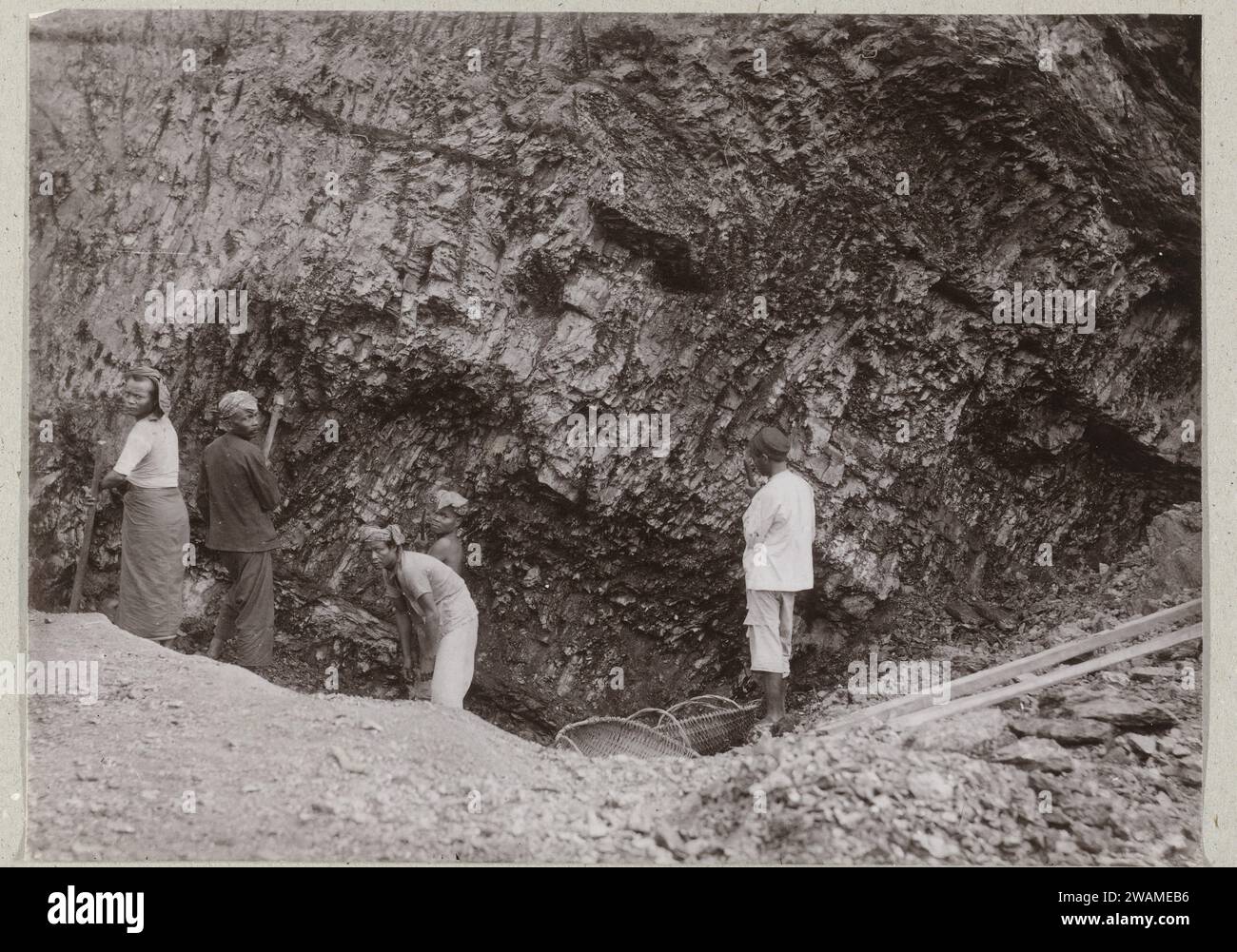 Contract workers in a coal mine near Sawahlunto, 1891 - 1912 photograph ...