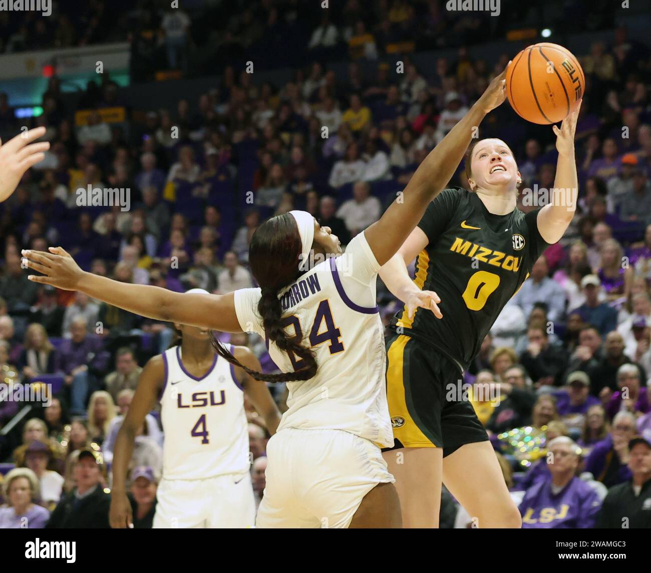 Baton Rouge, USA. 04th Jan, 2024. LSU Lady Tigers guard Aneesah Morrow ...