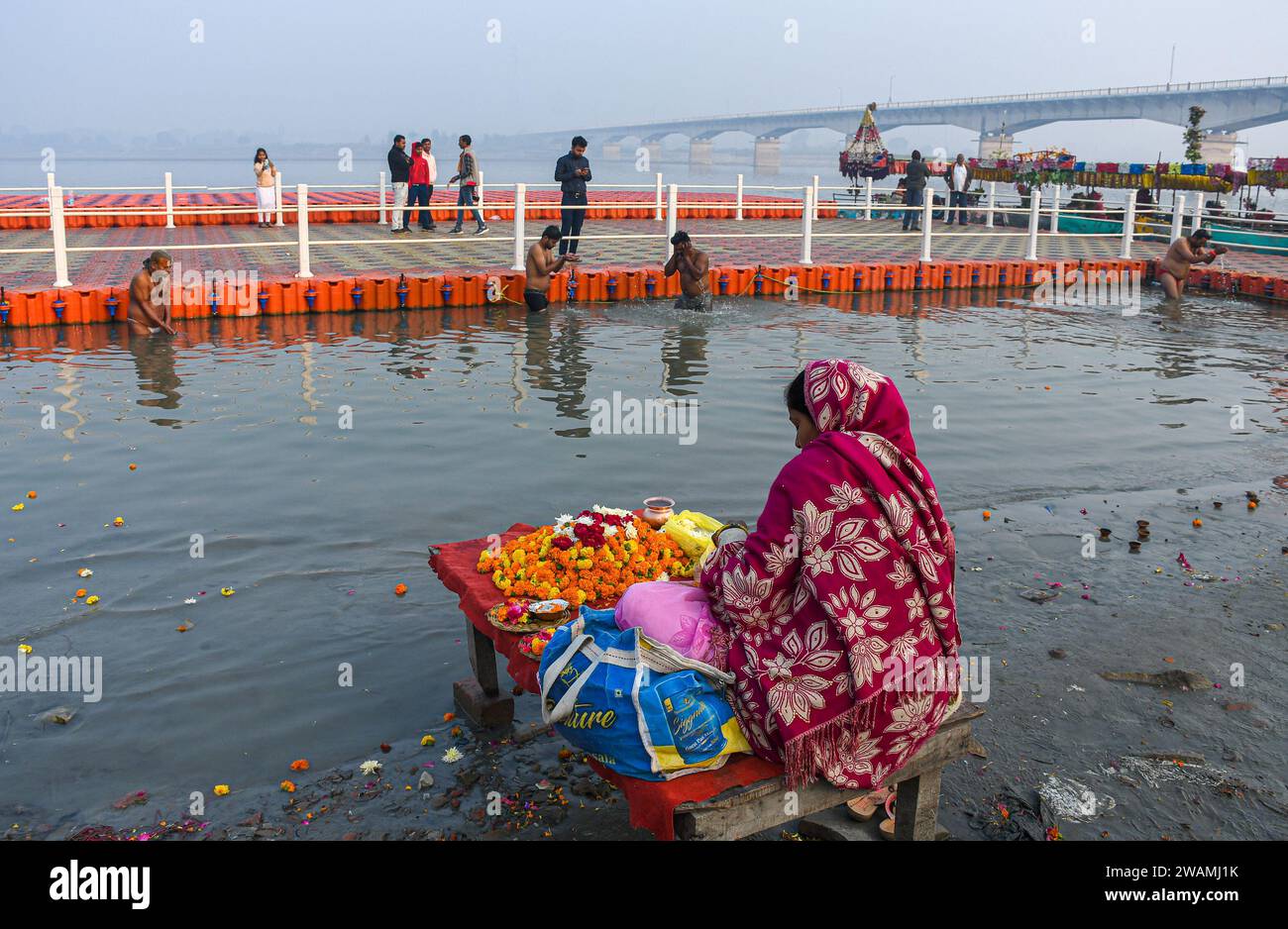 Ayodhya ayodhya sarayu river hi-res stock photography and images - Alamy