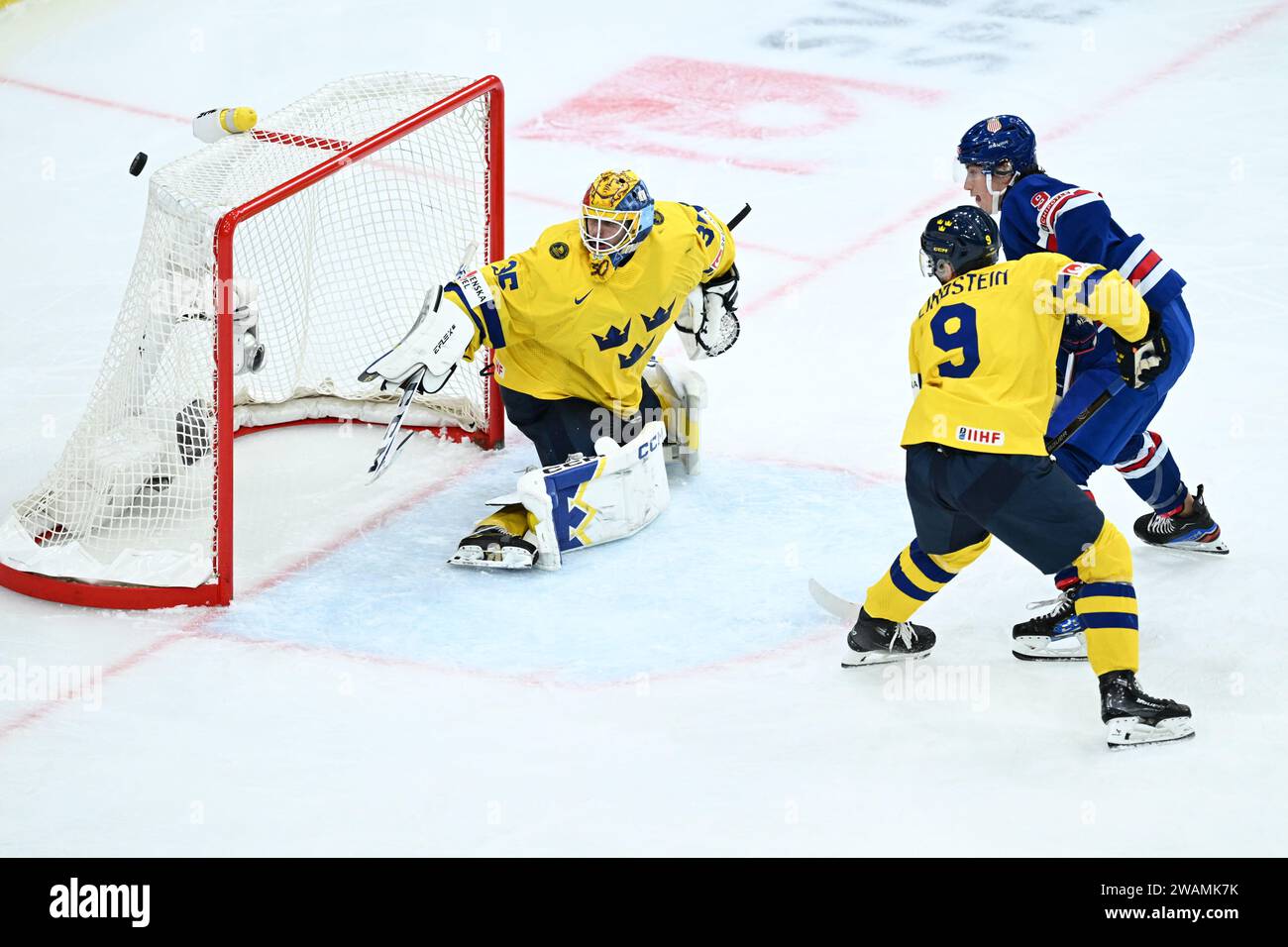 GOTHENBURG, SWEDEN 20240105Sweden's goalkeeper Hugo Hävelid, Sweden's ...