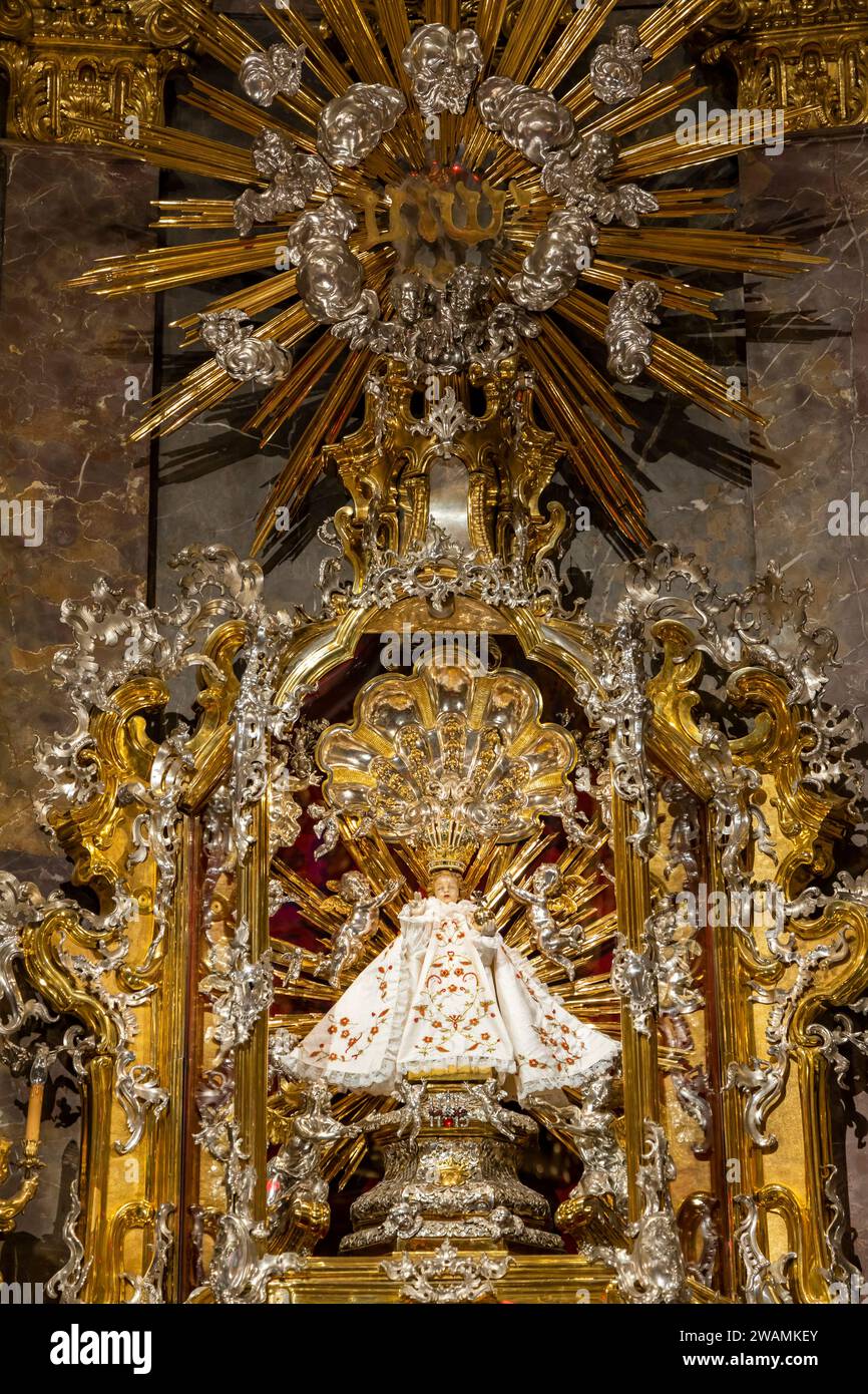 Infant jesus of prague victorious hi-res stock photography and images ...