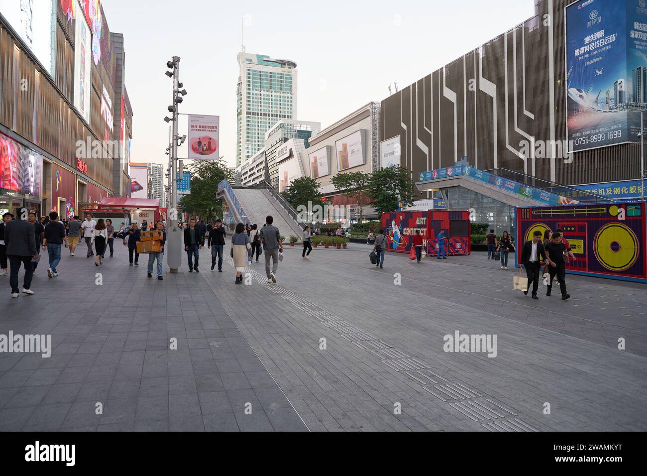 SHENZHEN, CHINA - NOVEMBER 21, 2019: street level view of Huaqiangbei ...