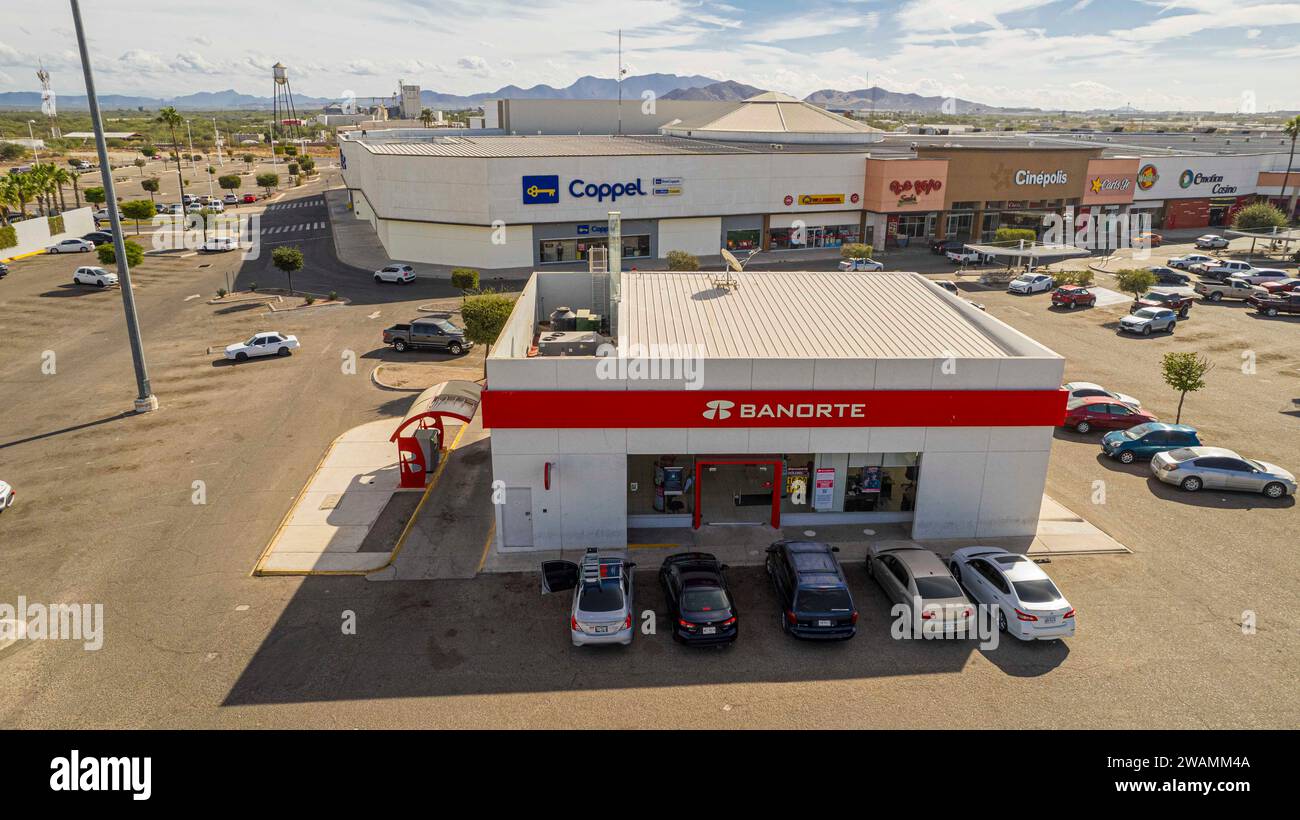 Banorte Bank and General view of Mall Sendero now called Patio ...