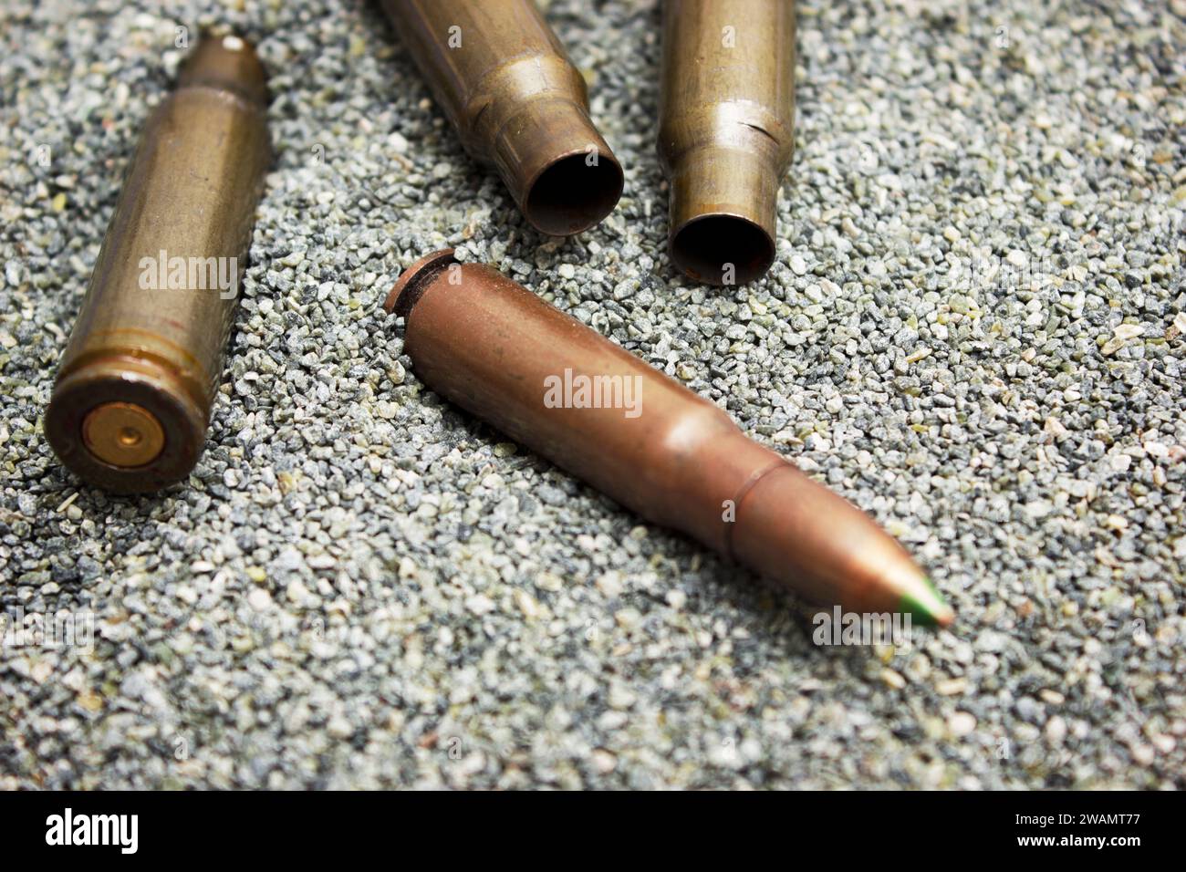 Empty brass cartridges hi-res stock photography and images - Alamy