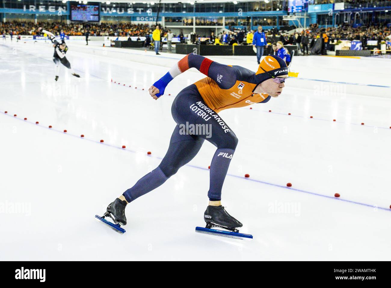 HEERENVEEN - Tim Prins (NED) in action in the 1000 meters men against ...