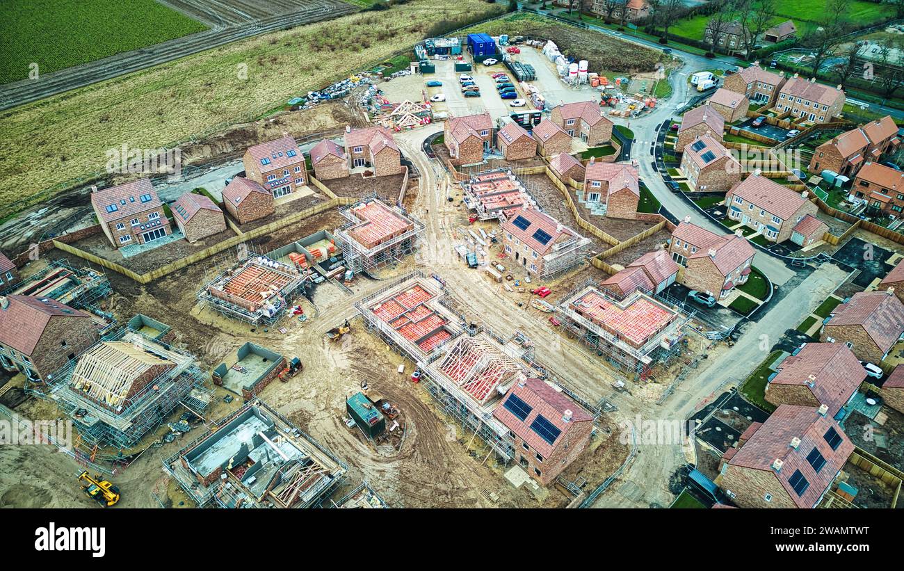 Partially built a frame structure hi-res stock photography and images ...