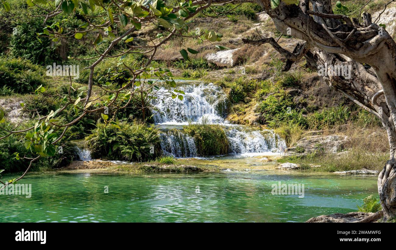 Wadi Darbat ,salalah- mini Waterfalls at Wadi Darbat in the Dhofar ...