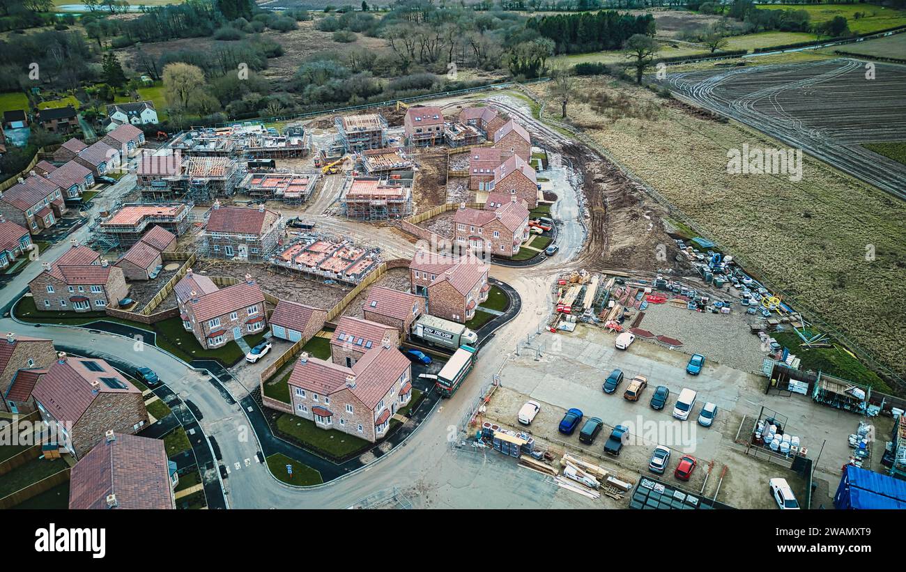 Residential development uk aerial crane hi-res stock photography and ...