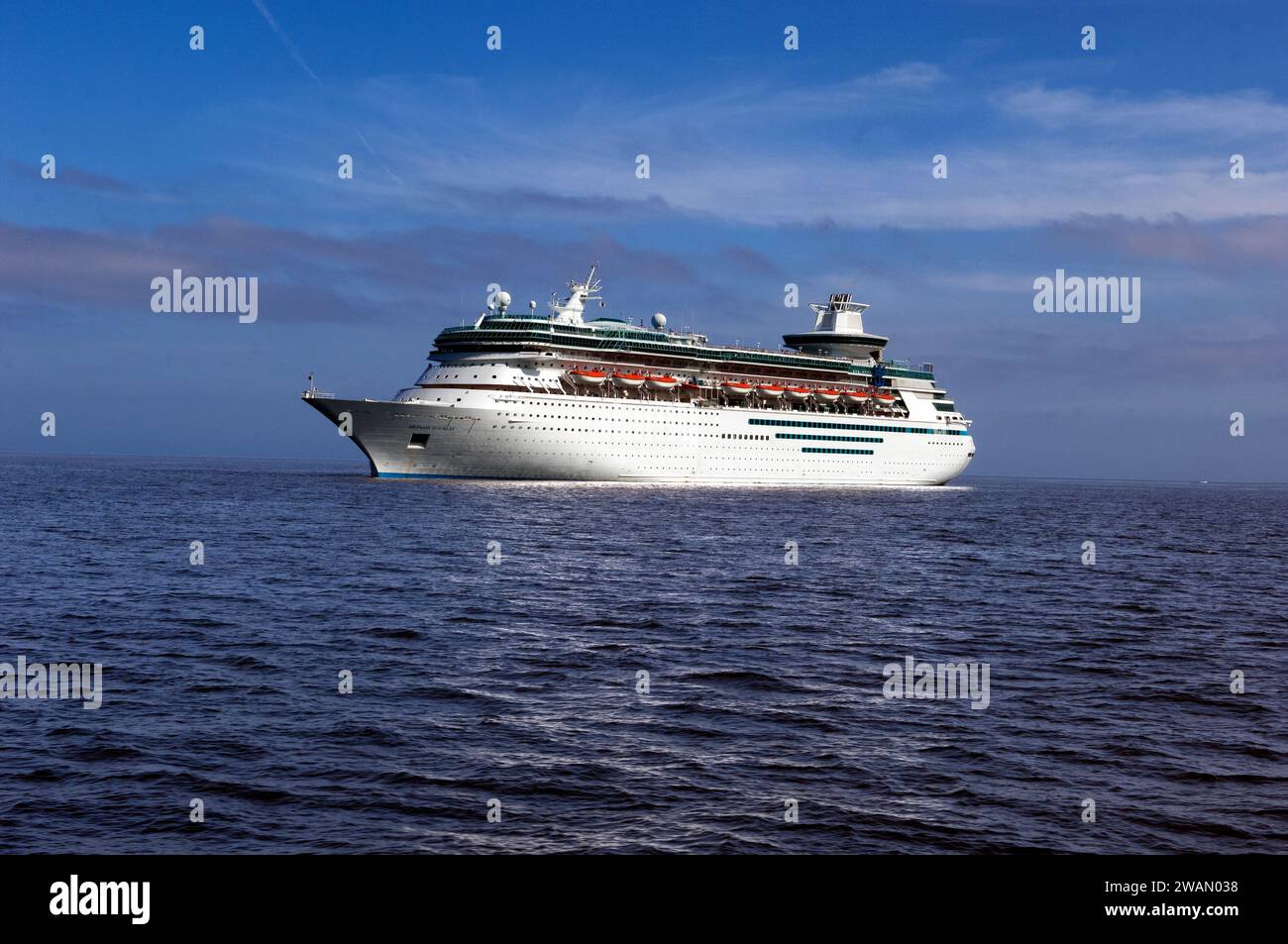 Monarch of the Seas cruise ship docked off of Catalina Island ...