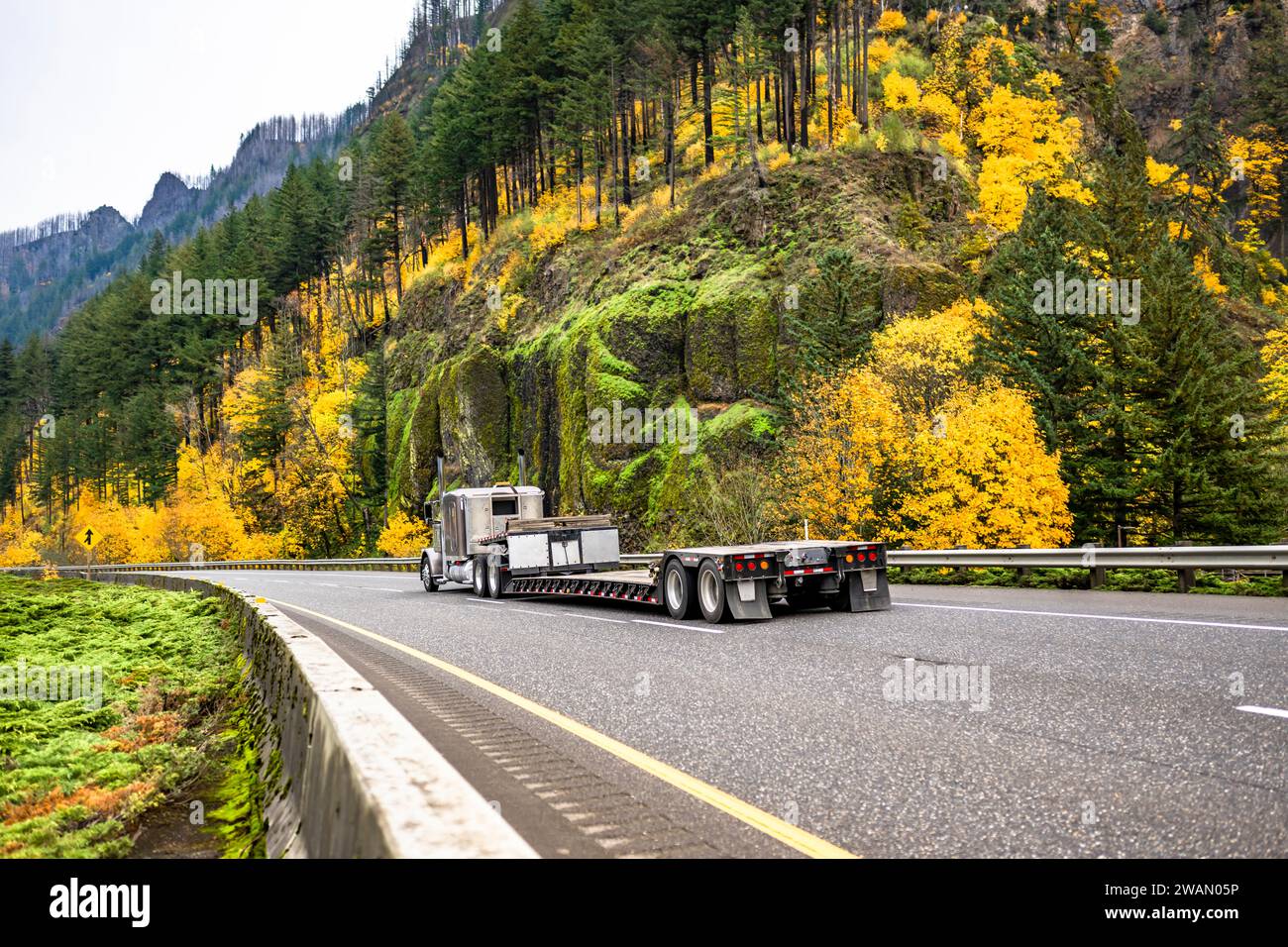 Classic carrier beige big rig semi truck with extended cab for truck ...