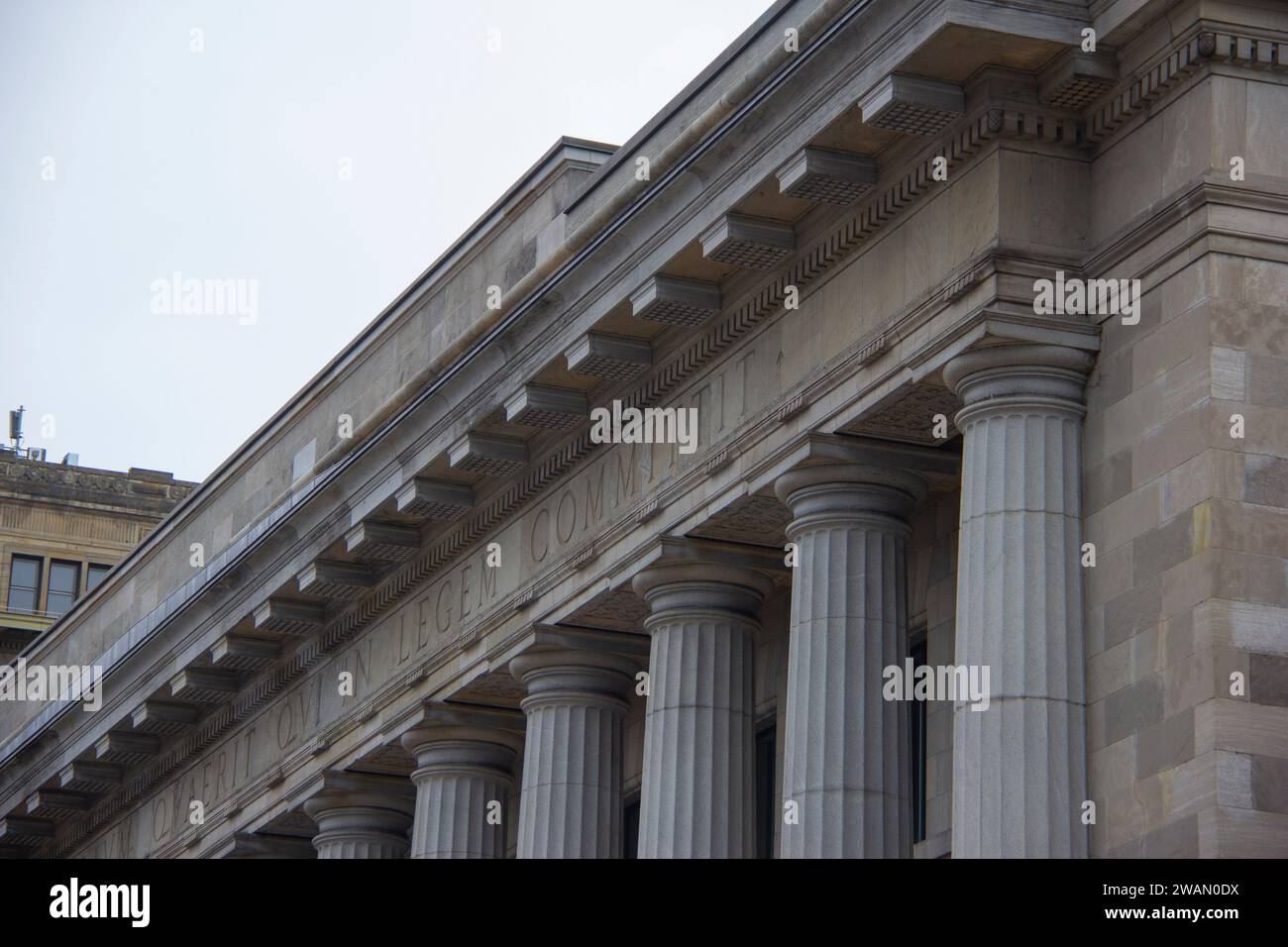 Colonnade and capitals hi-res stock photography and images - Alamy