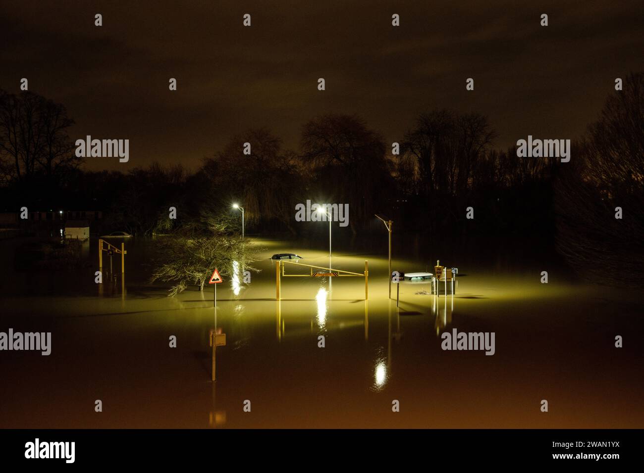 Wallingford, England, Friday 5th January 2024. Flooding of the River ...