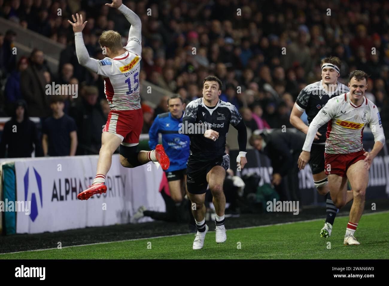 Newcastle, UK. 05th Jan, 2024. Adam Radwan of Newcastle Falcons chases ...