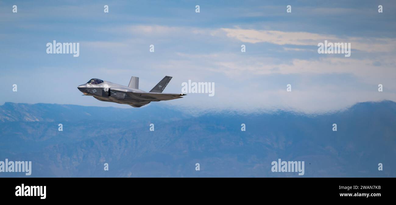 Against the backdrop of the Los Padres National Forest in Ventura ...