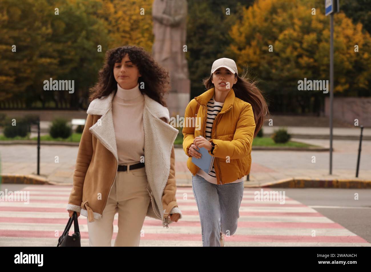 Being late worried women hi-res stock photography and images - Alamy