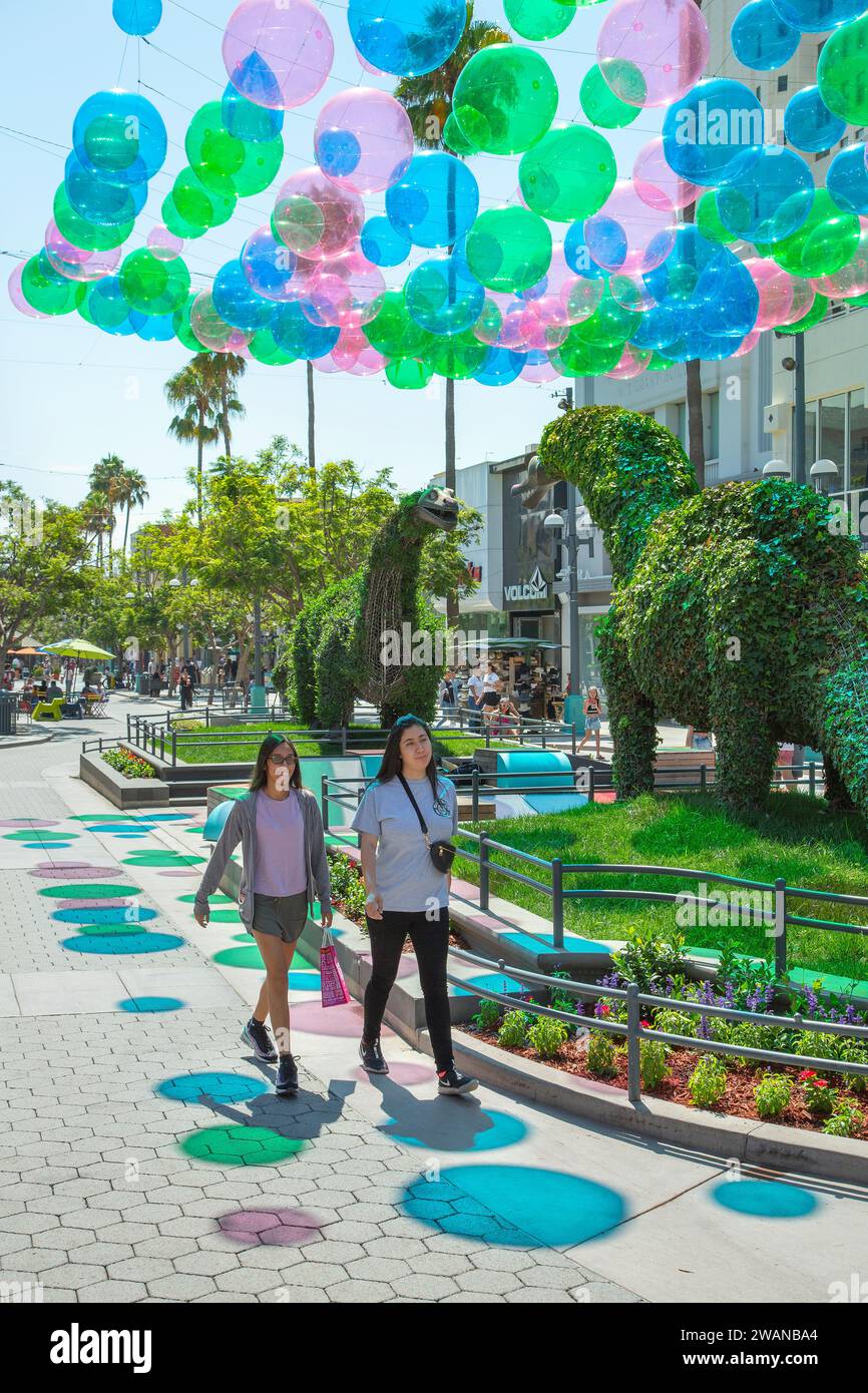 Santa Monica 3rd Street Promenade, 2019, showing people enjoying the ...