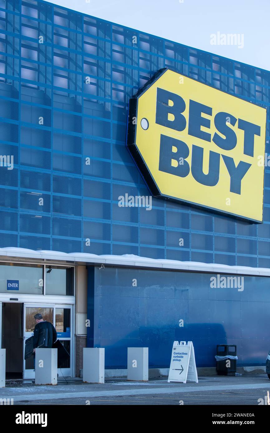 Best buy store hi-res stock photography and images - Alamy