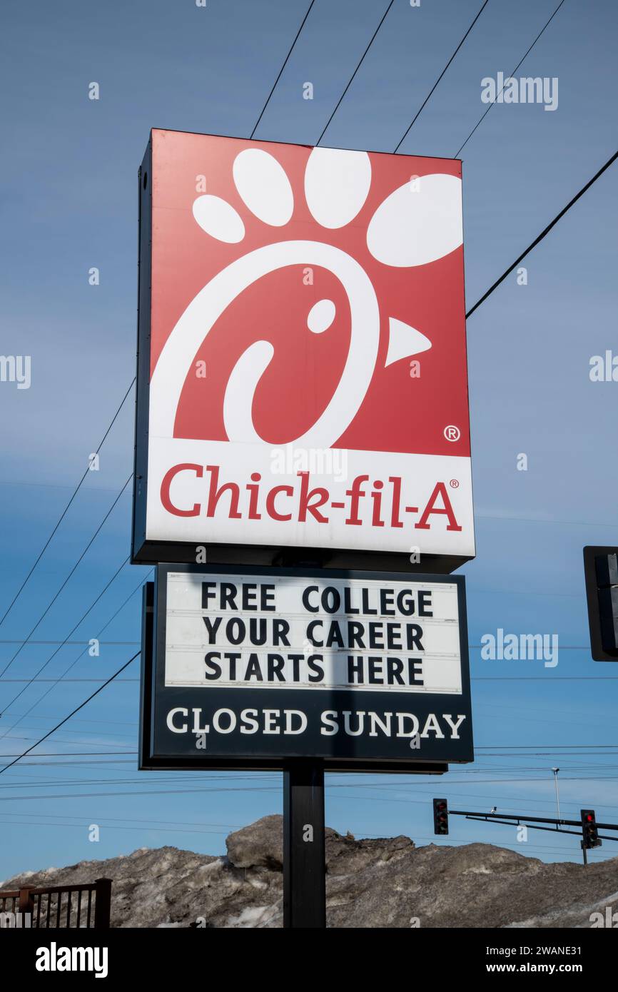 Maplewood, Minnesota. Chick-Fil-A. offering free college to new hire's ...