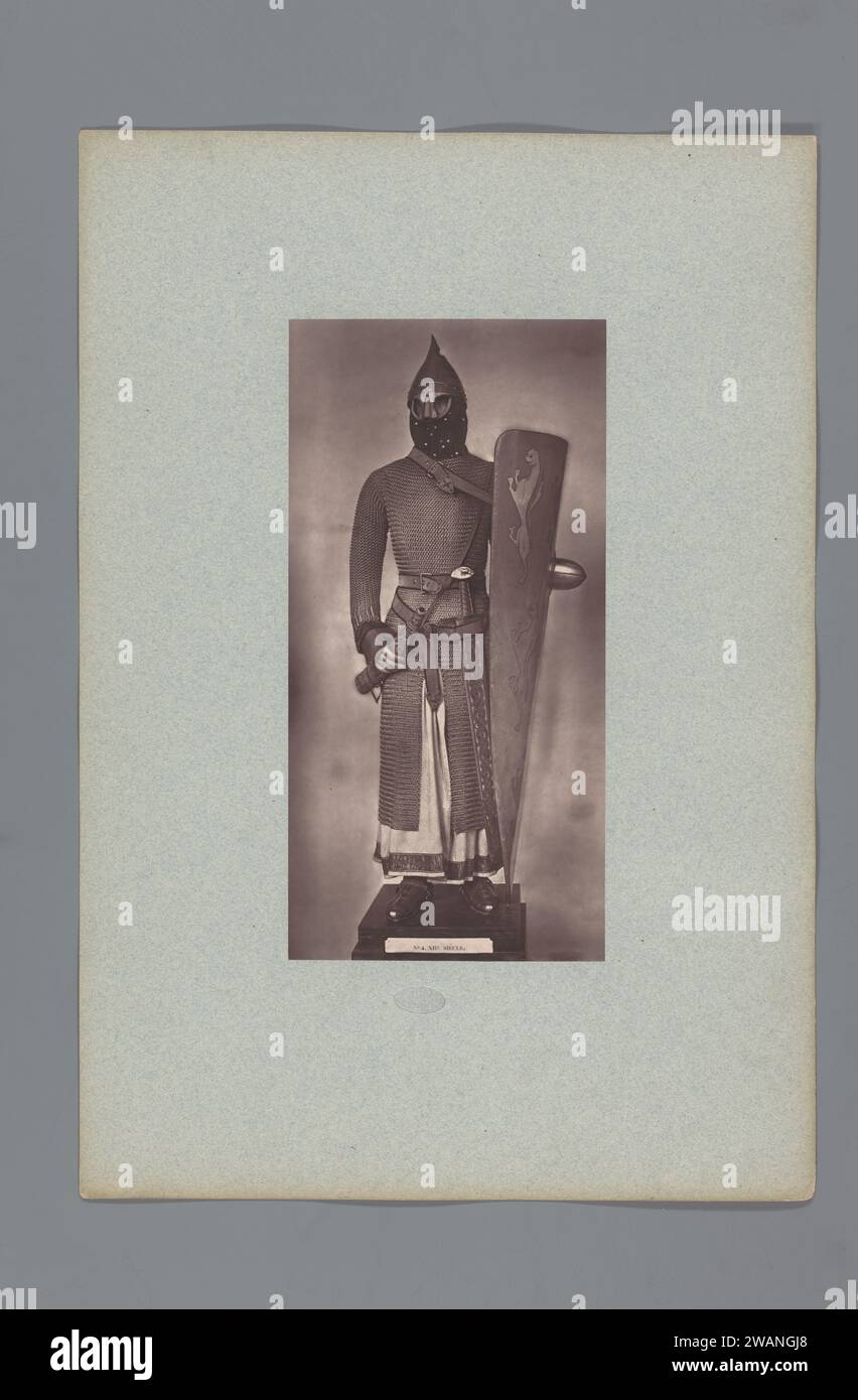12th century armor hi-res stock photography and images - Alamy