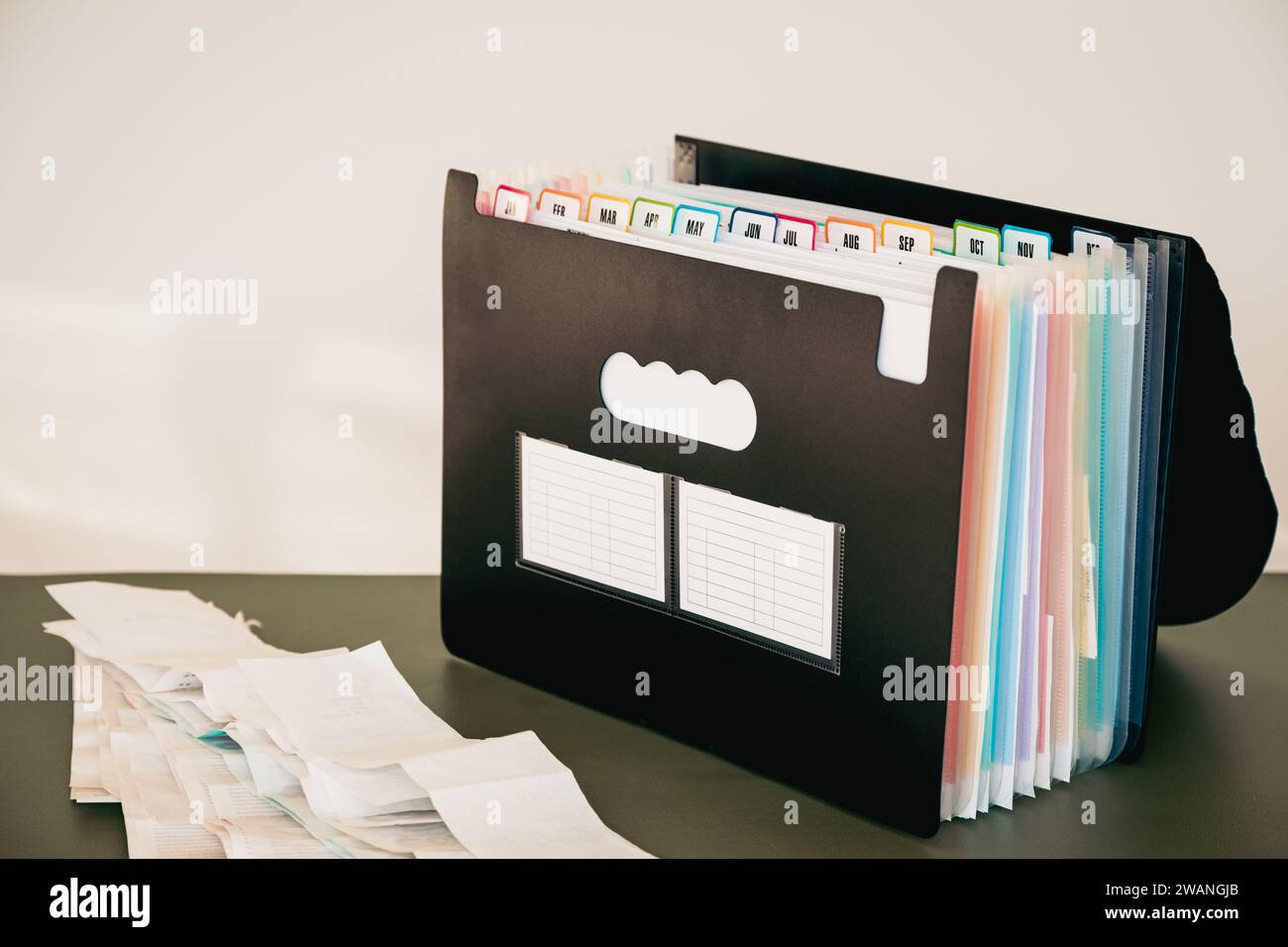 Clutter receipts hi-res stock photography and images - Alamy