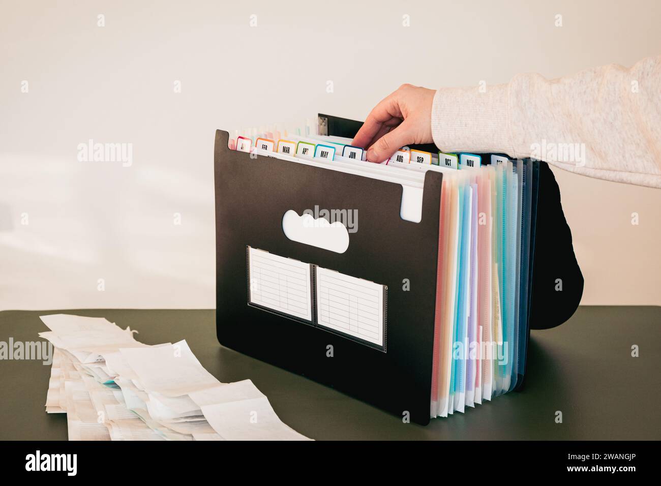 Clutter receipts hi-res stock photography and images - Alamy