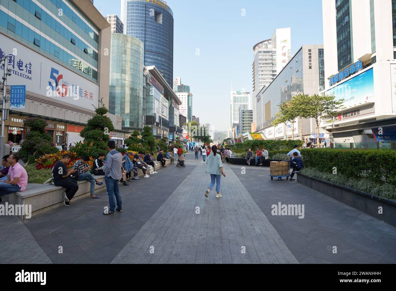 SHENZHEN, CHINA - NOVEMBER 21, 2019: street level view of Huaqiangbei ...