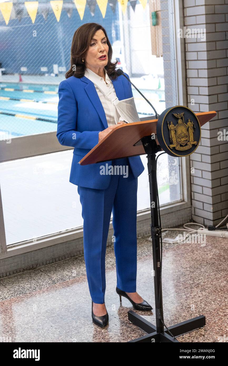 New York, USA. 05th Jan, 2024. Governor Kathy Hochul speaks to press ...
