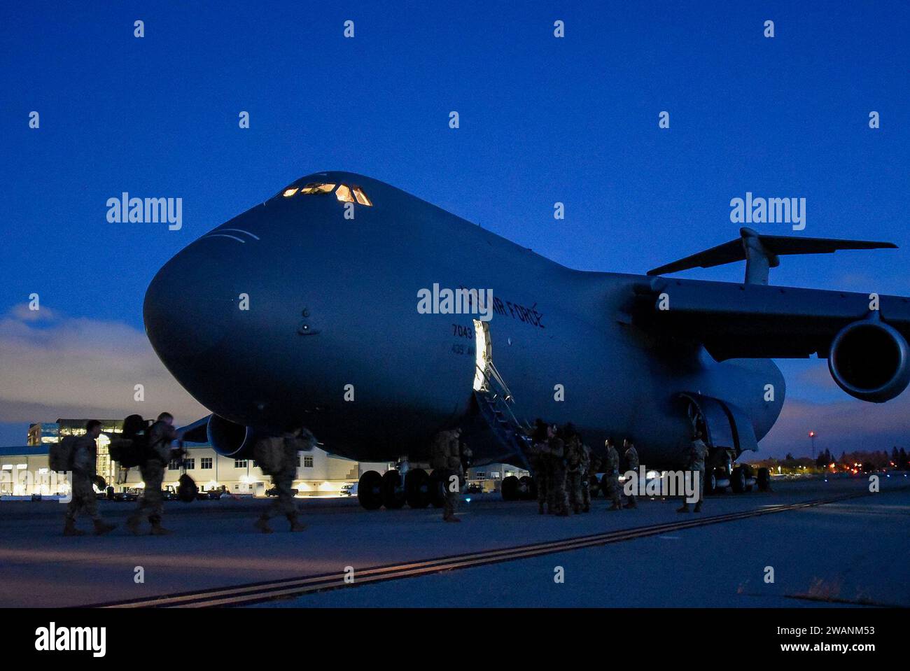 129th rescue wing hi-res stock photography and images - Alamy