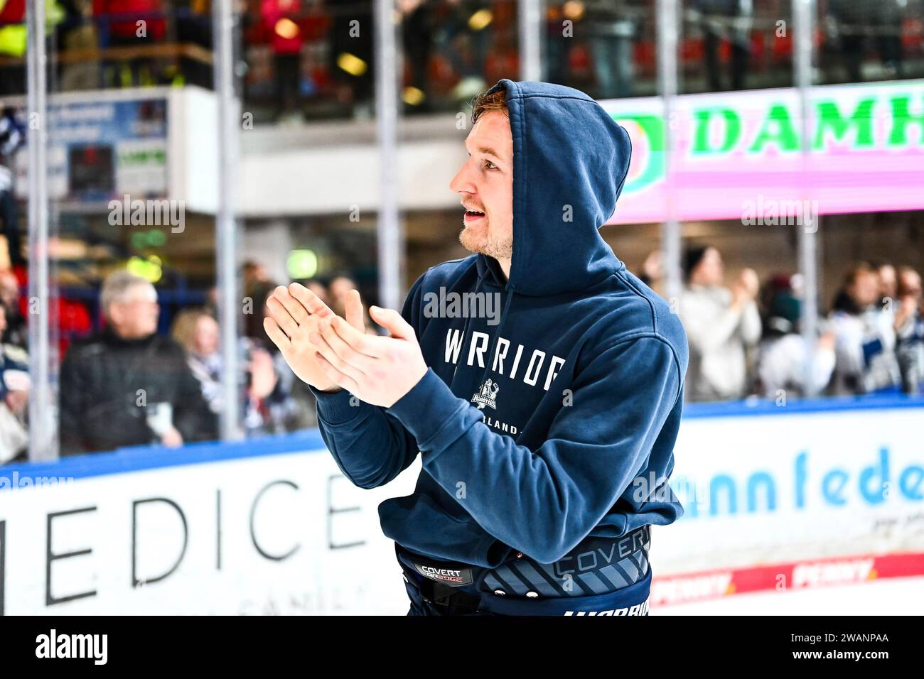 John broda hi-res stock photography and images - Alamy