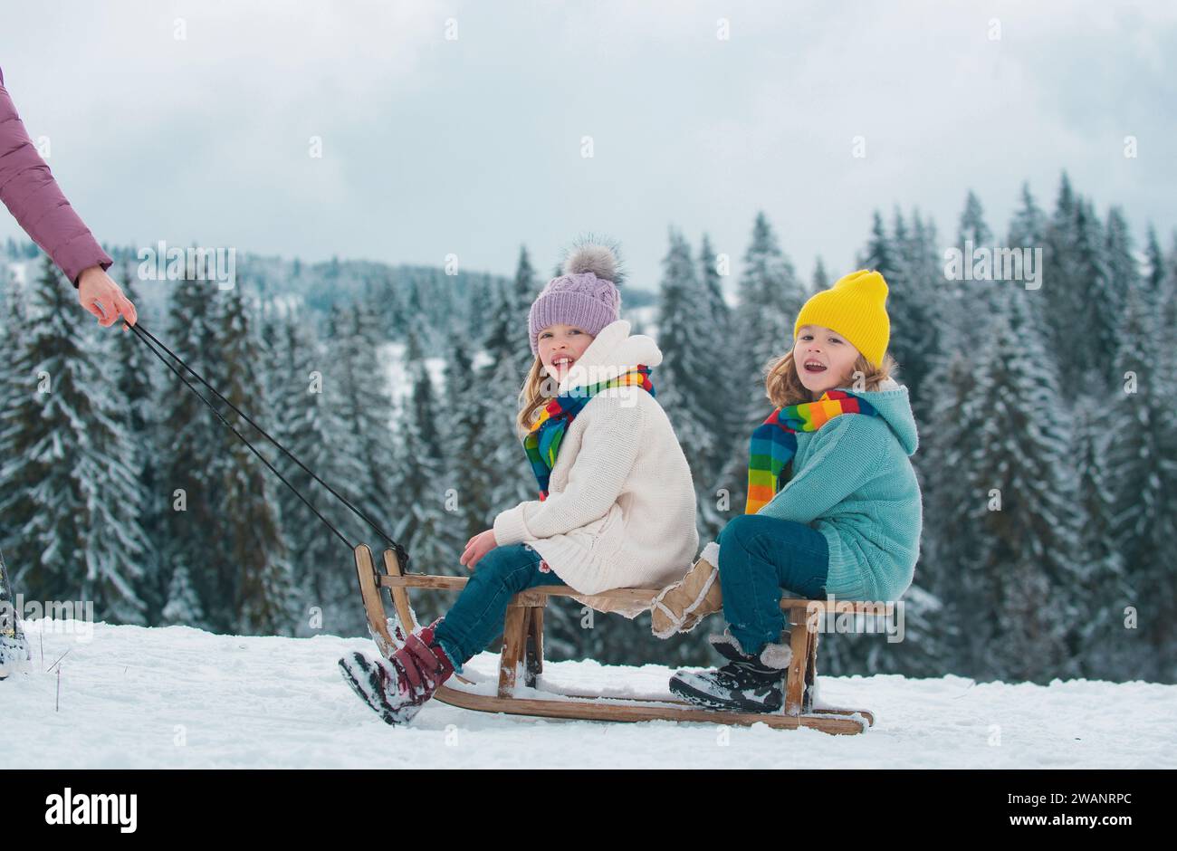 Family children play snow alaska hi-res stock photography and images ...