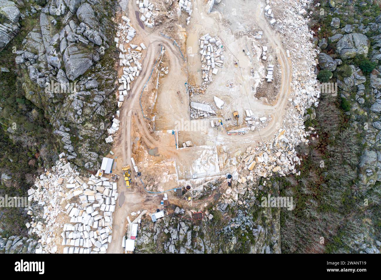 View granite rock cut hi-res stock photography and images - Alamy