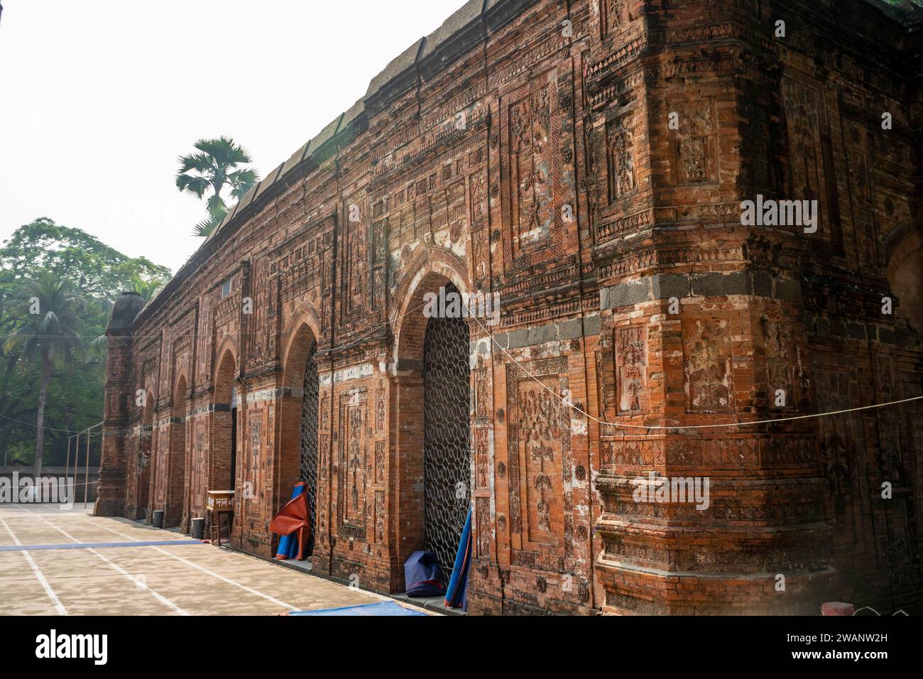 Bagha mosque hi-res stock photography and images - Alamy