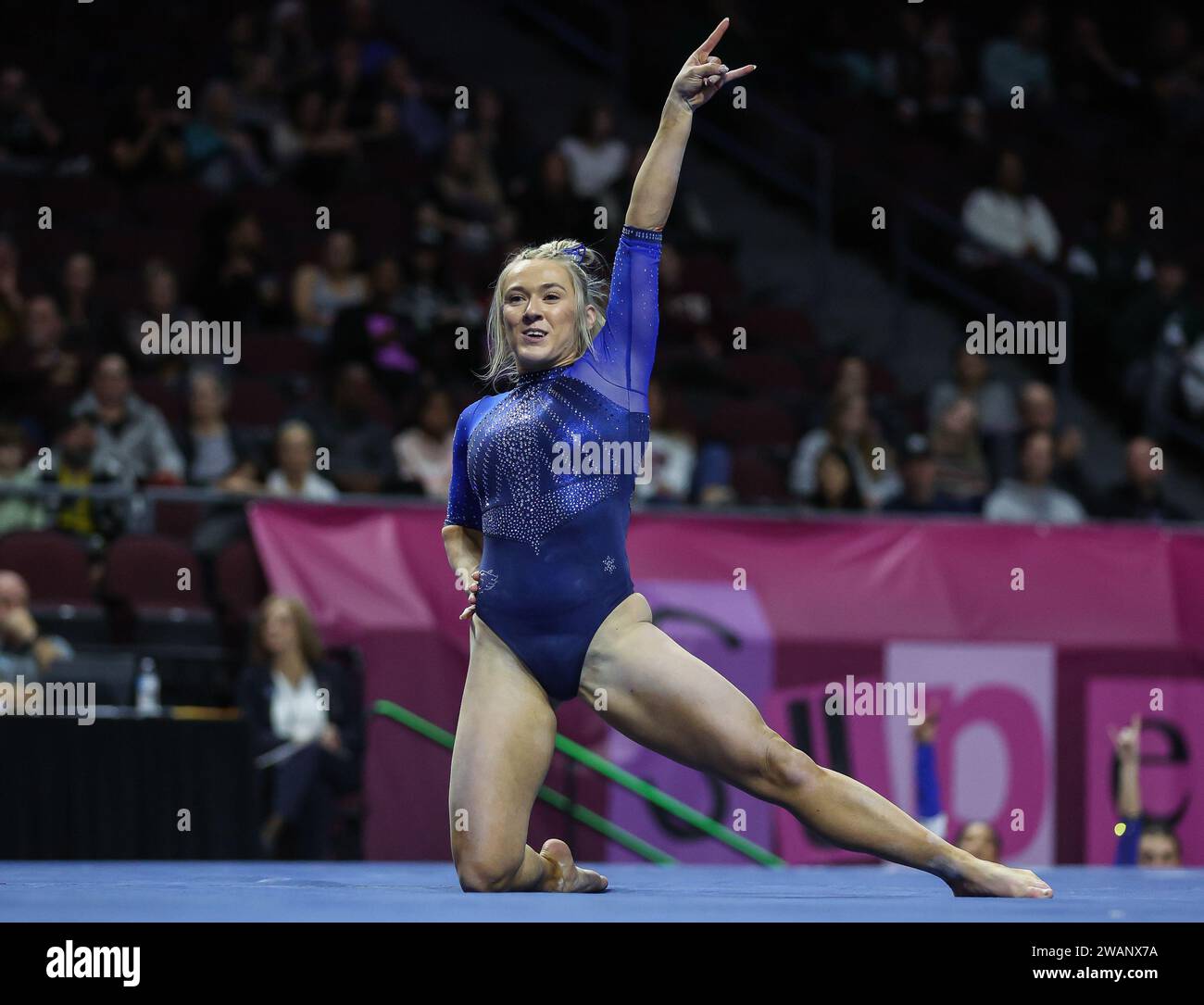 Las Vegas, NV, USA. 5th Jan, 2024. Kentucky's Hailey Davis compets on ...