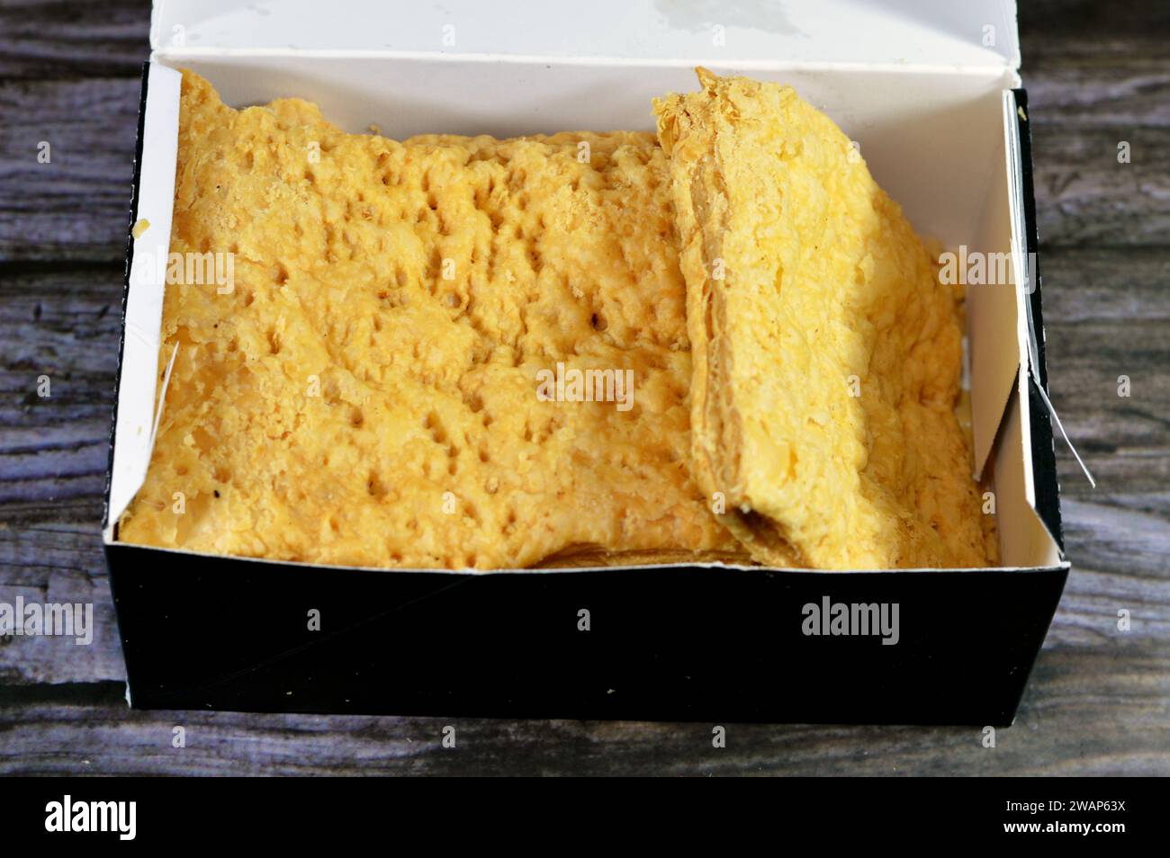 mille-feuille, millefeuille, Napoleon, vanilla and custard slice, a ...