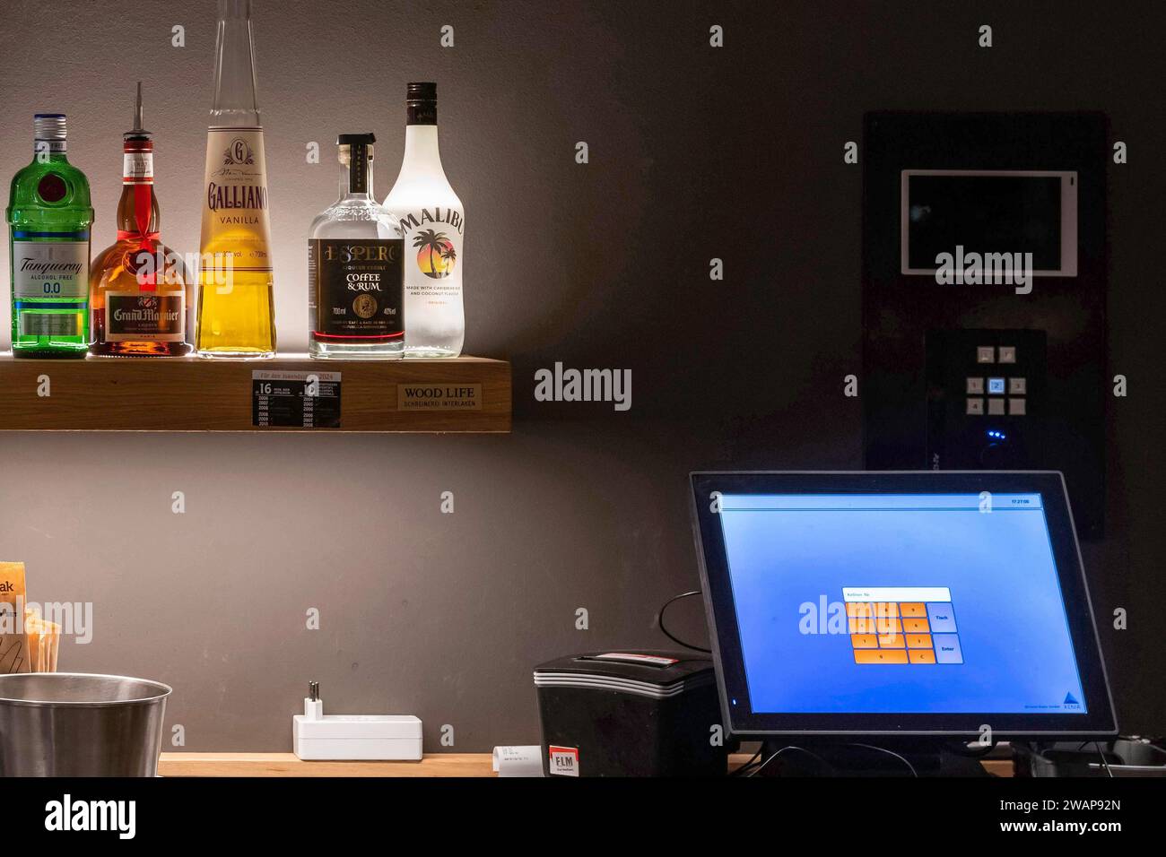 Cash register display hi-res stock photography and images - Alamy