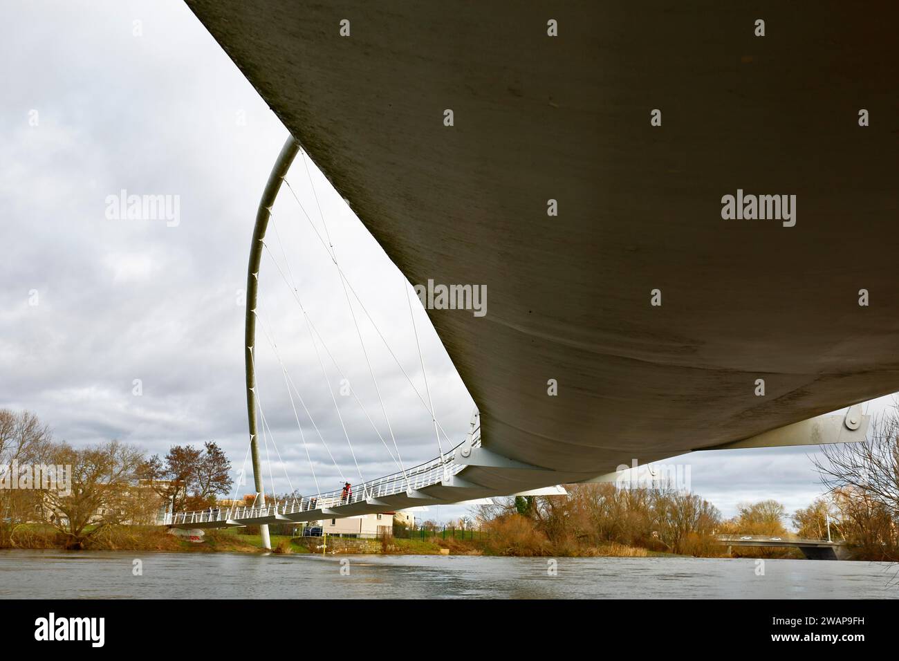 Cantilever pedestrian bridge over the River Mulde near Dessau, arch ...