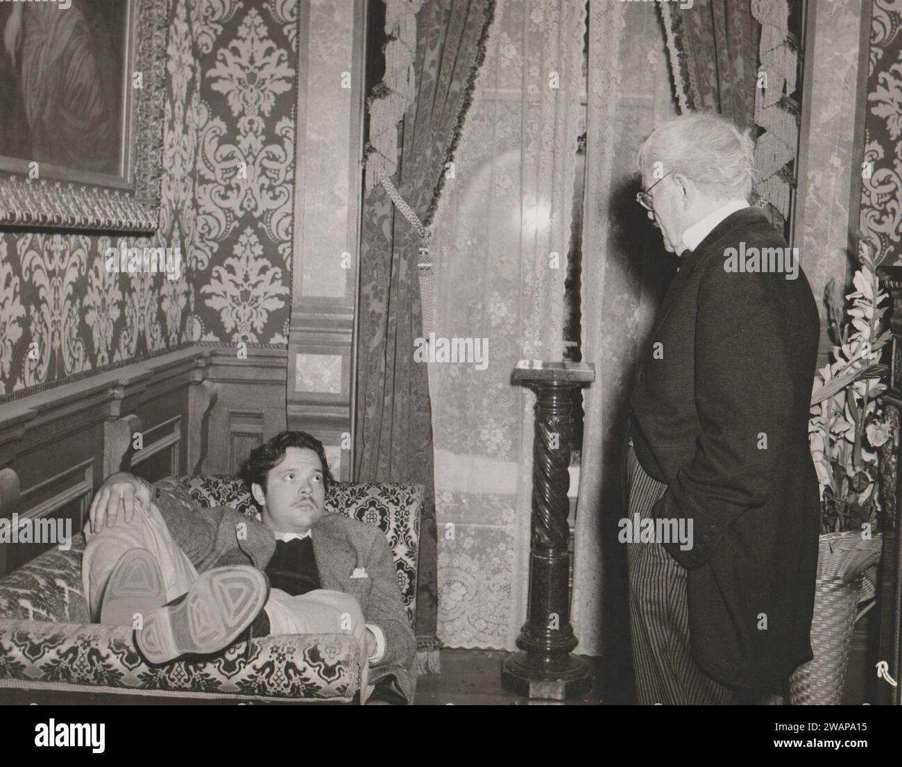 Magnificent Ambersons Candid Photograph Of Orson Welles and Richard ...