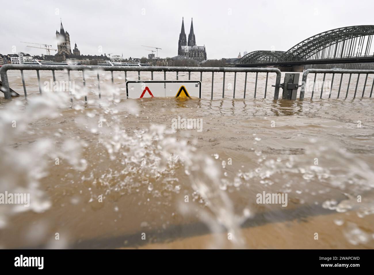 Cologne, Germany. 06th Jan, 2024. View of the flooded Rhine in front of ...