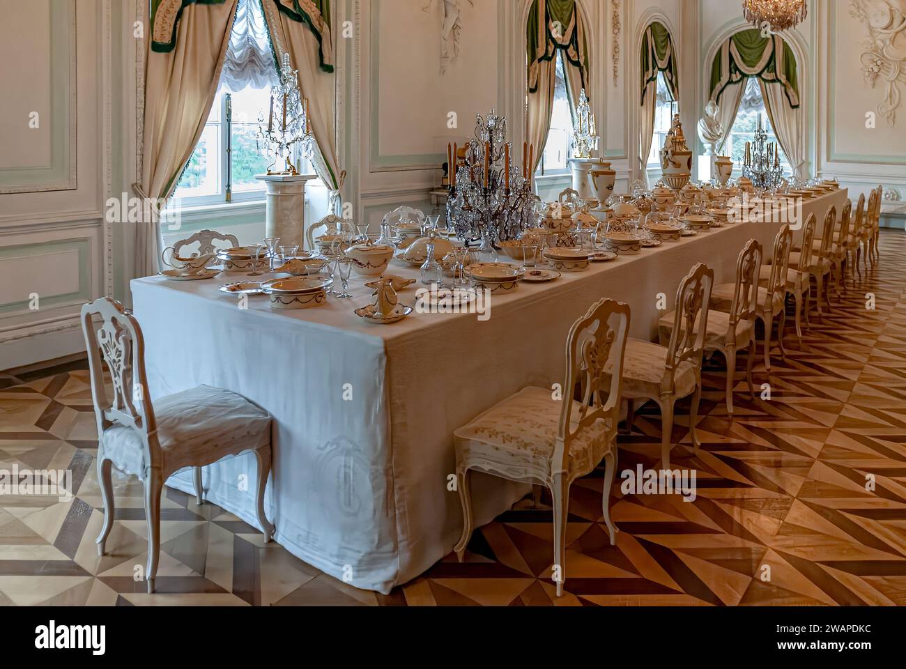 Luxurious French style dining table of the Peterhof Palace ...